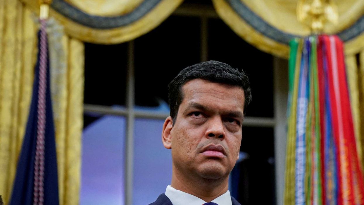 White House official heads for exit after Trump admits people don't ...
