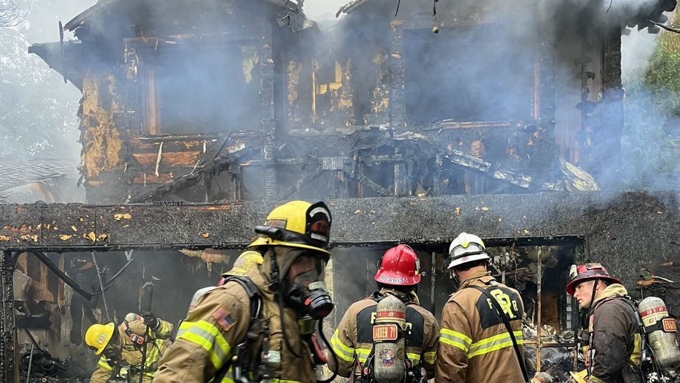 Explosion and fire destroy Snohomish home, one person found dead in rubble