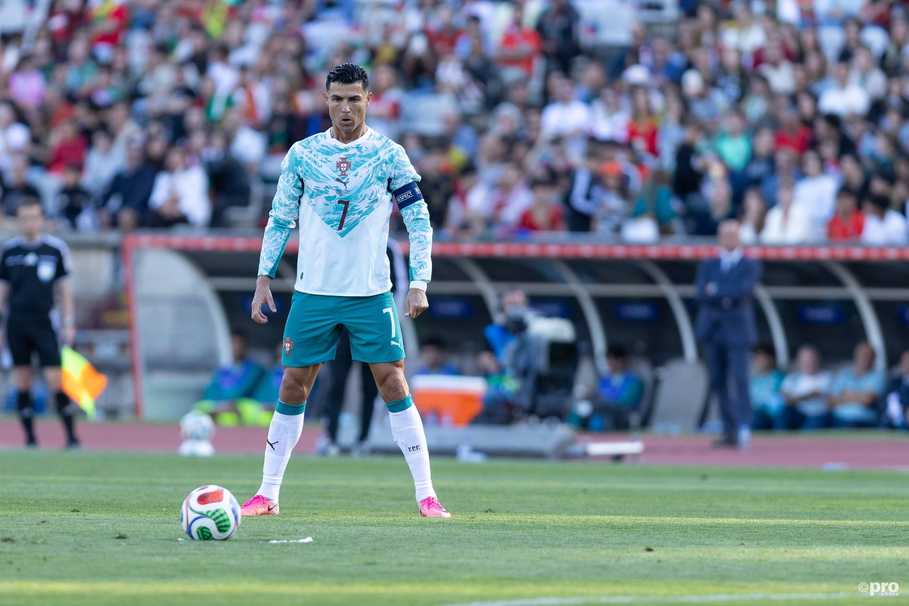 Ronaldo schat zichzelf van waarde voor Portugal: 'Heb je wedstrijden ...