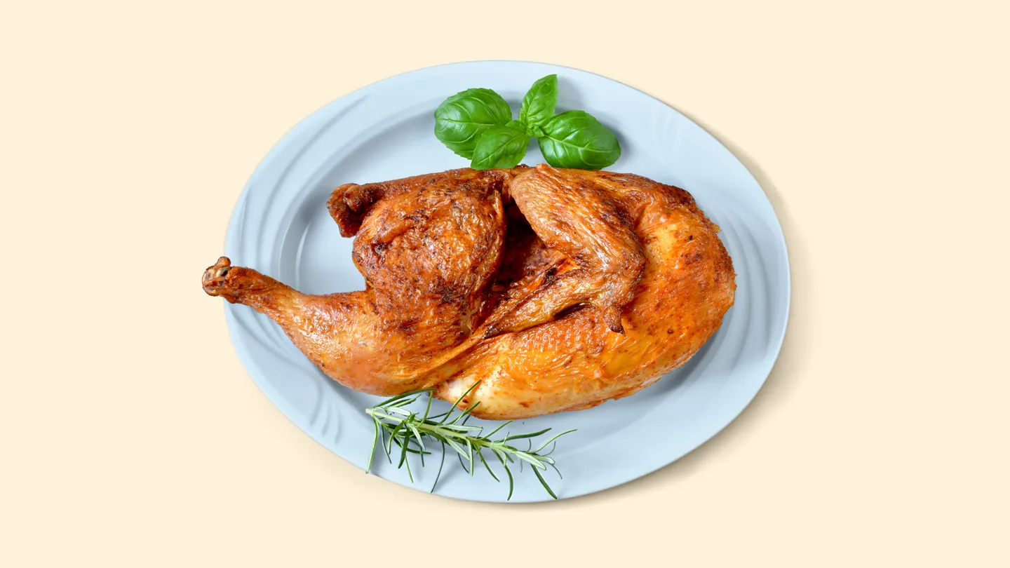 Half roasted chicken nutrition: Calories, protein, and fat (skin-on vs ...
