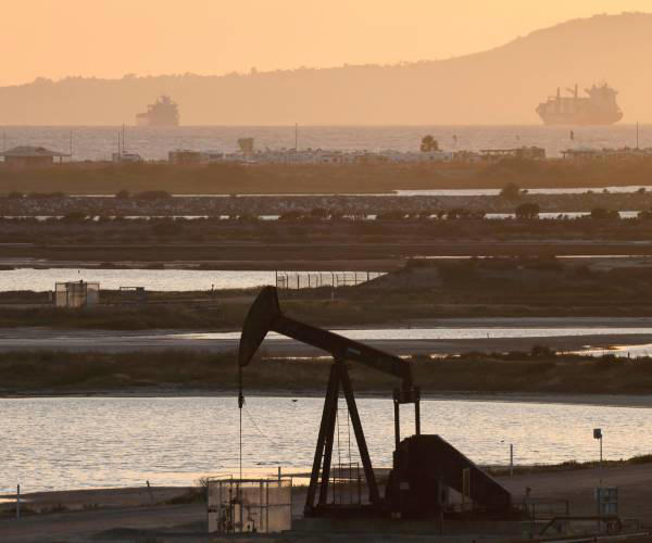 Trump administration weighs California petroleum reserve