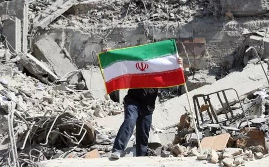 Gli USA colpiscono radar dell'Iran. Rappresaglia contro le basi ...