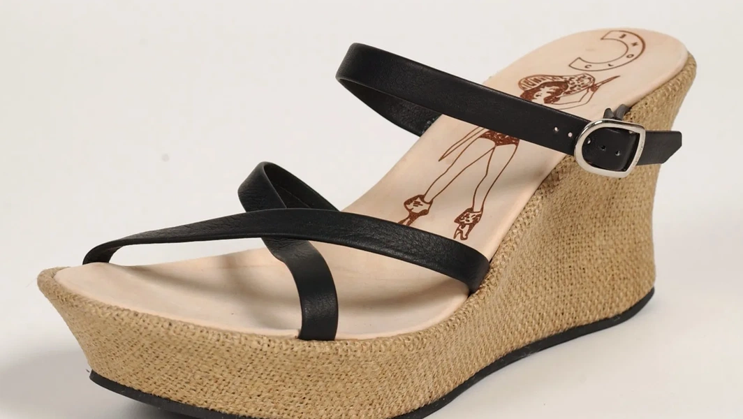 Supportive flip-flops merge comfort and style for summer 2026