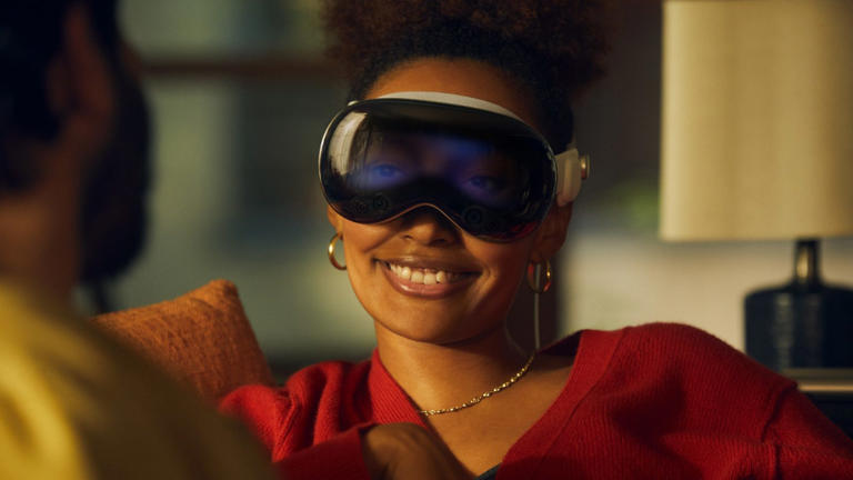 Apple reportedly slashes its Vision roadmap for smart glasses, and Meta ...