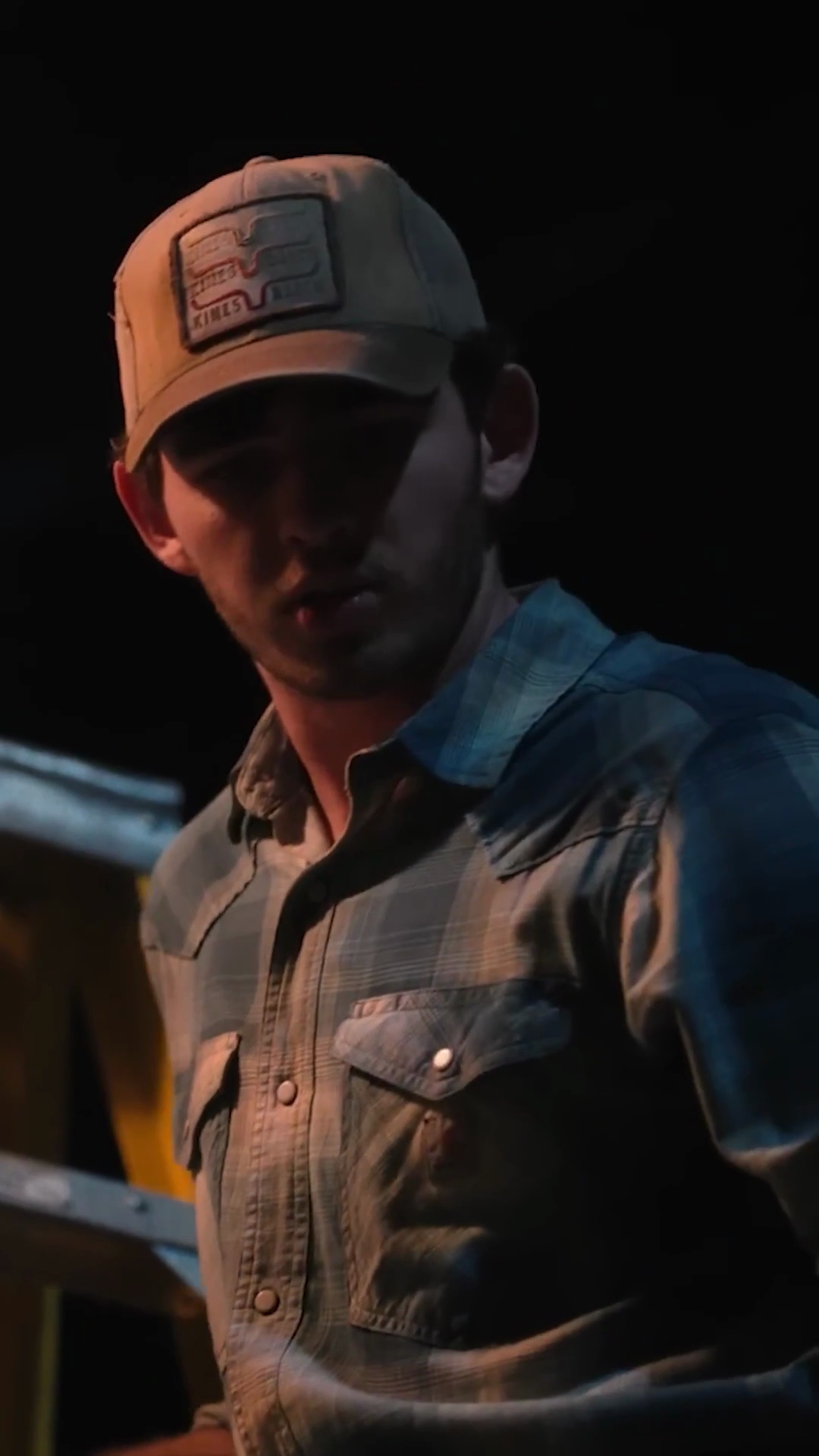 Carter witnesses a tragedy on Dutton Ranch