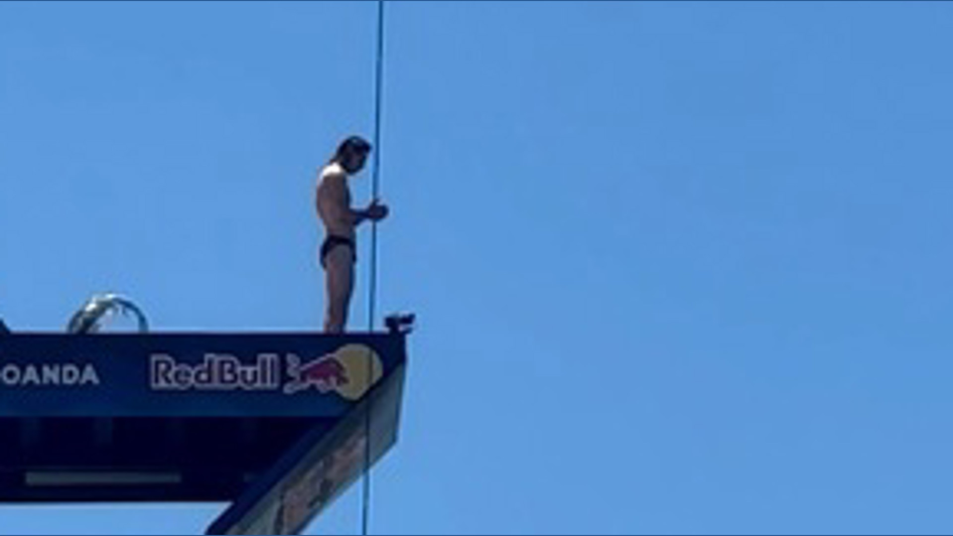 Red Bull Cliff Diving World Series makes a splash at St. Pete Pier