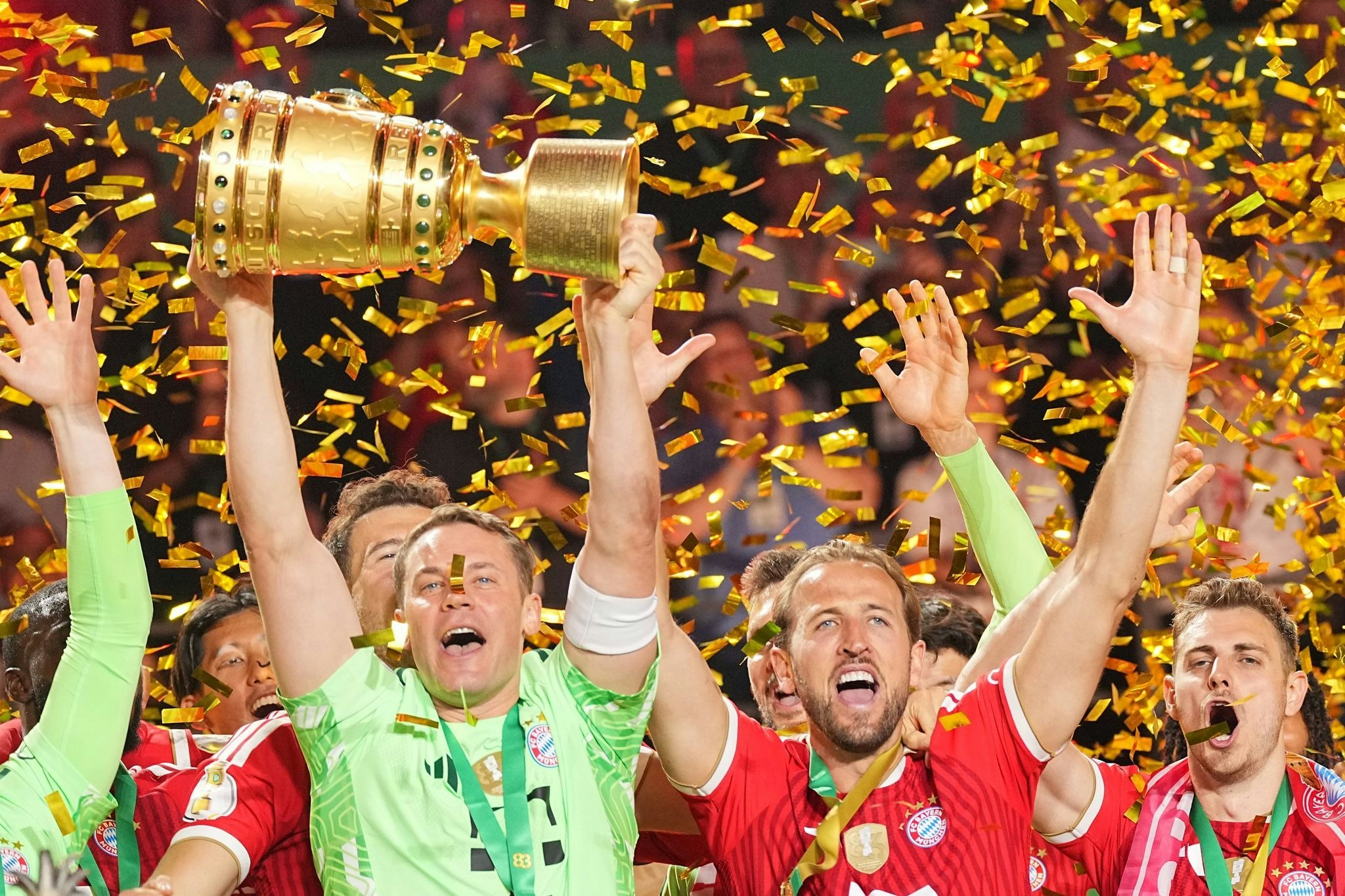 Pokal-Start für FCB und BVB: Bayern reist nach Osnabrück, Dortmund zu ...