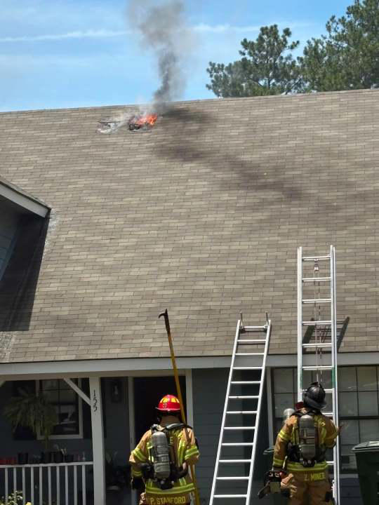 SFD responds to house fire on Holland Park Court