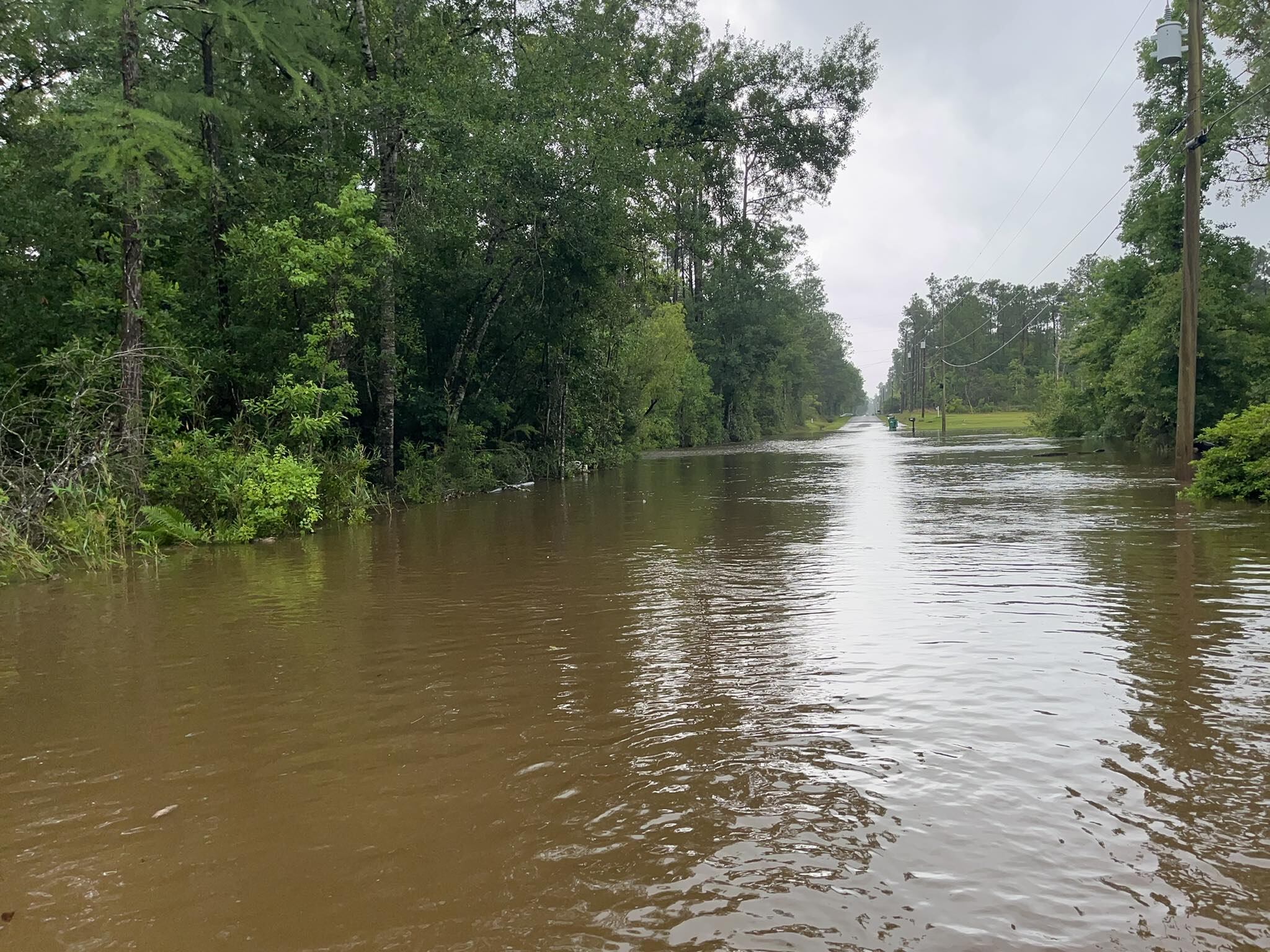 Traffic alert: More than two dozen roads impassable across Hancock ...