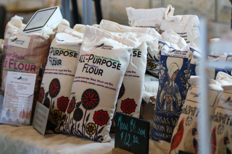 Shoppers pack new Overland Park Farmers Market on opening day: "a lot ...