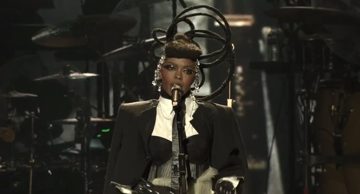 Lauryn Hill to be honored with Living Legend Icon Award at BET Awards