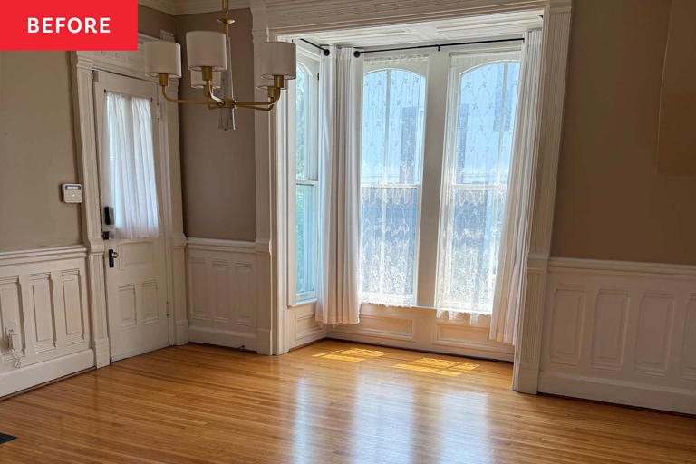 A 150-year-old home got a bold, color-drenched dining room redo