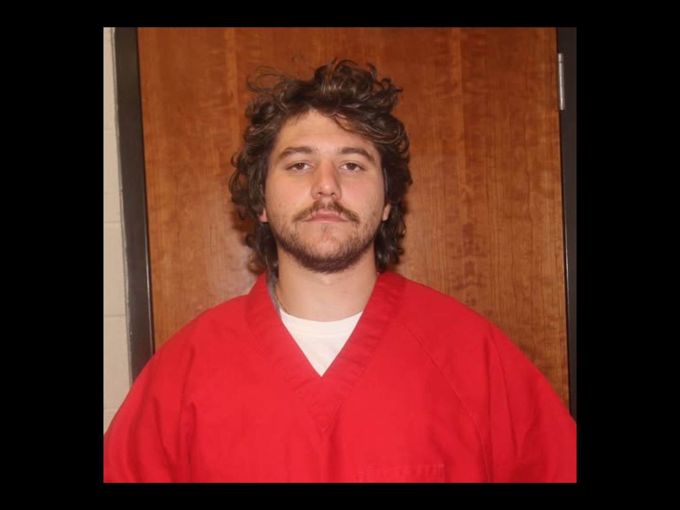 Man wanted on assault charge in Simpson County