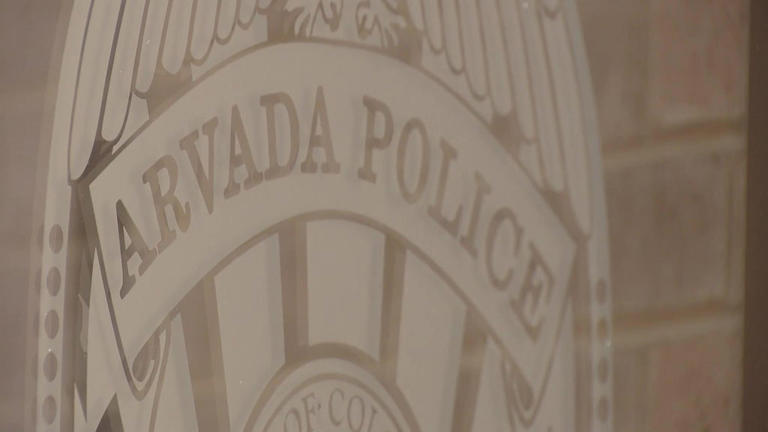 Man suspected of stabbing parents in Arvada, arrested in Boulder County