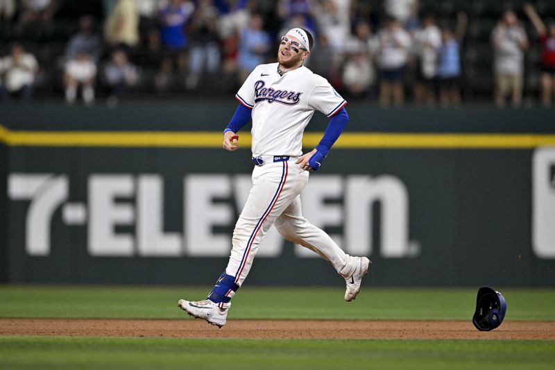 Rangers place C Danny Jansen (forearm) on 10-day injured list