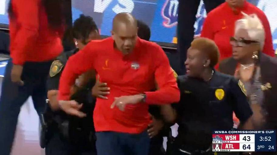 Mystics coach escorted off court by police for going after ref on Angel ...