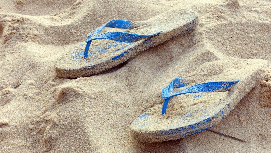 Supportive flip-flops step into summer 2026 fashion spotlight