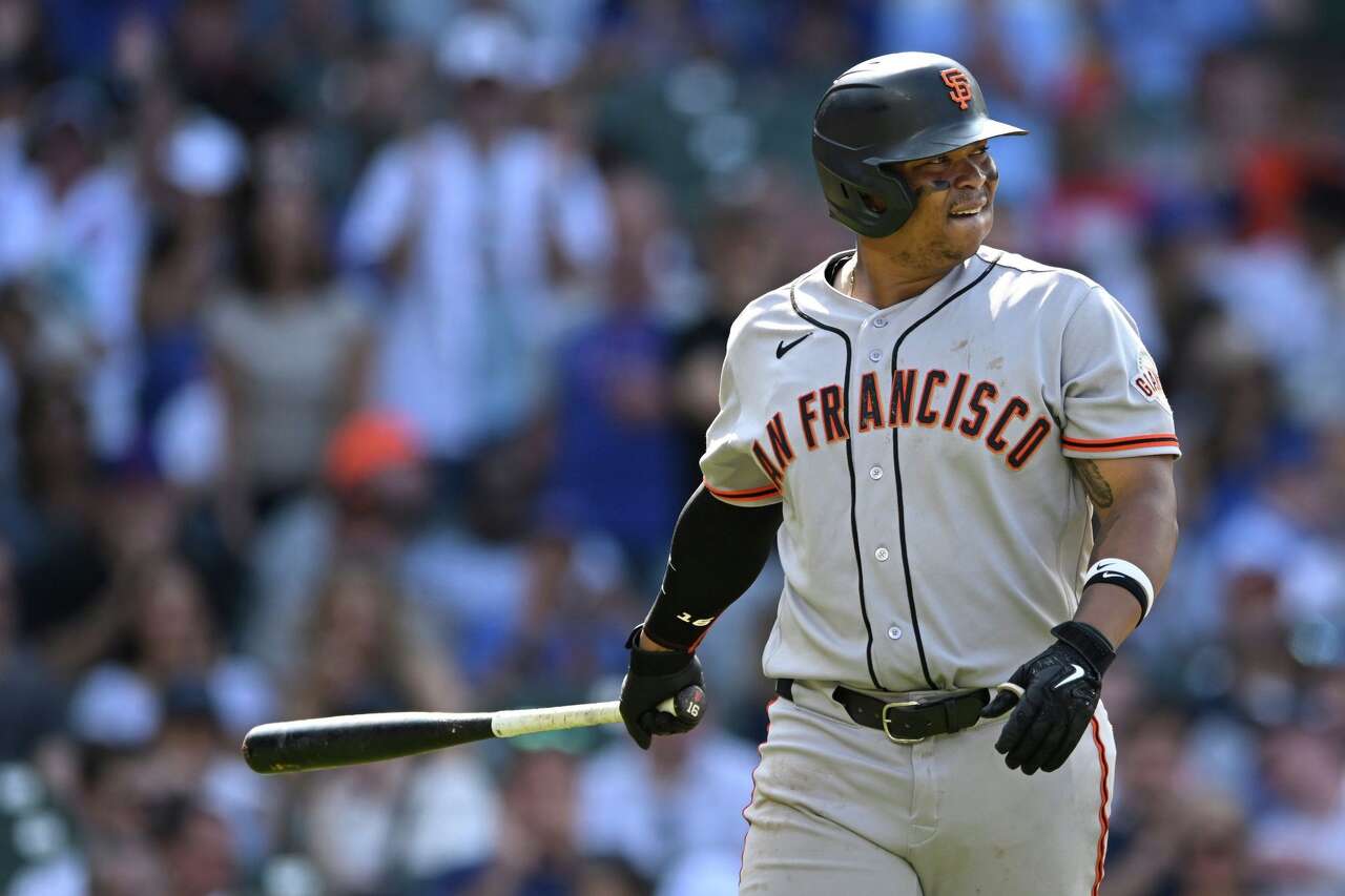 One out from victory, Giants instead falter in extra-inning loss to Cubs