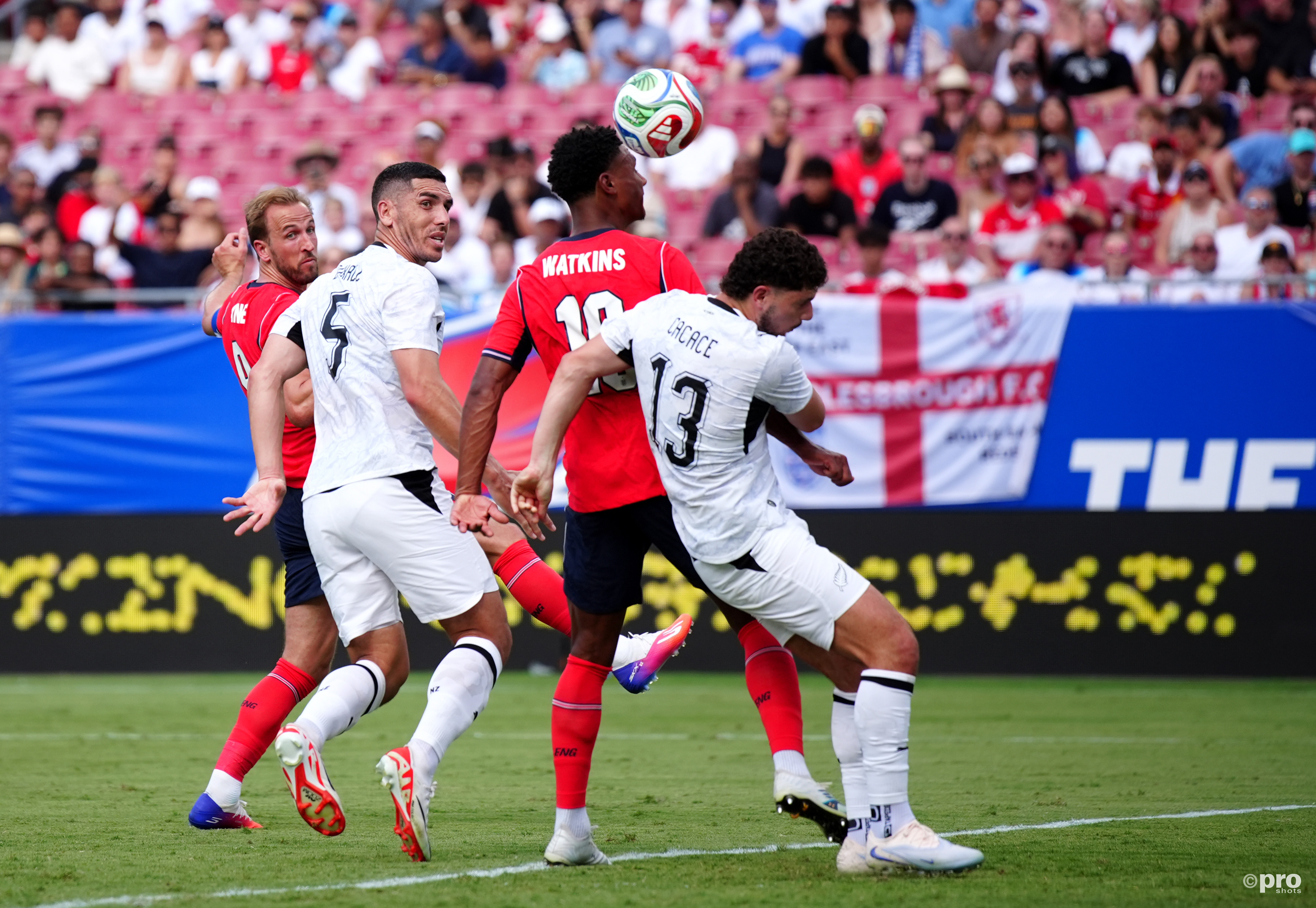 Engeland zet stap richting WK-vorm: Kane maakt het verschil tegen Nieuw ...