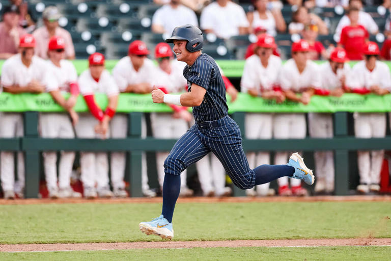 Won Texas: Keller takes Class 6A Division I title with win over Lake Travis