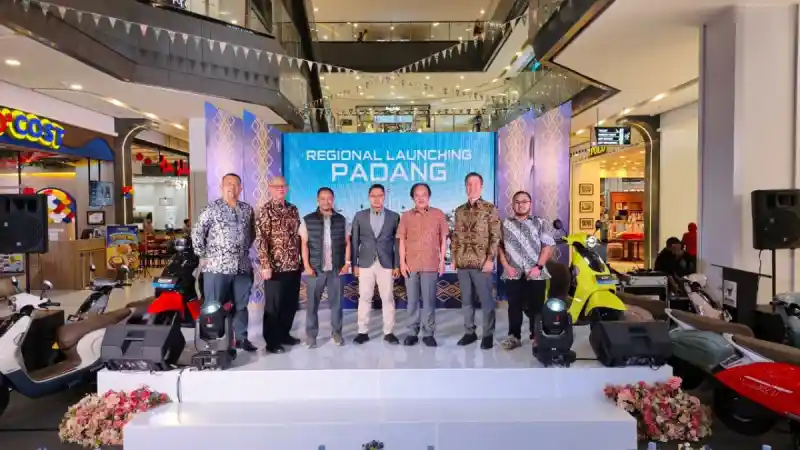Daftar harga motor listrik Indomobil eMotor di Padang, QT mulai Rp 15 ...