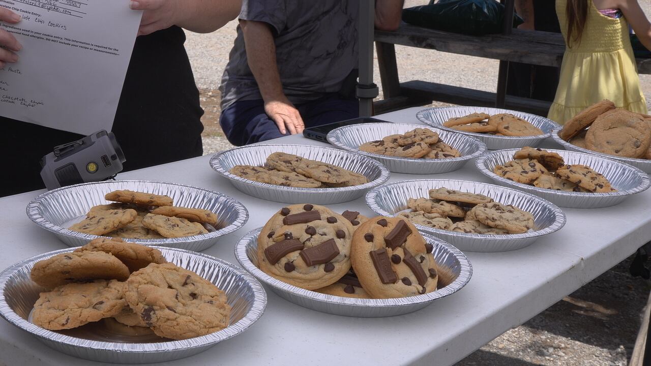 Medicine Park bakery hosts chocolate chip cookie championship