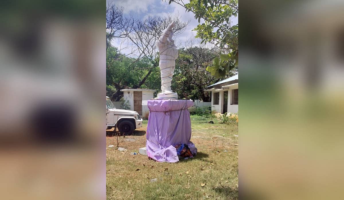 Revenue officials remove unauthorised Ambedkar statue in Villupuram
