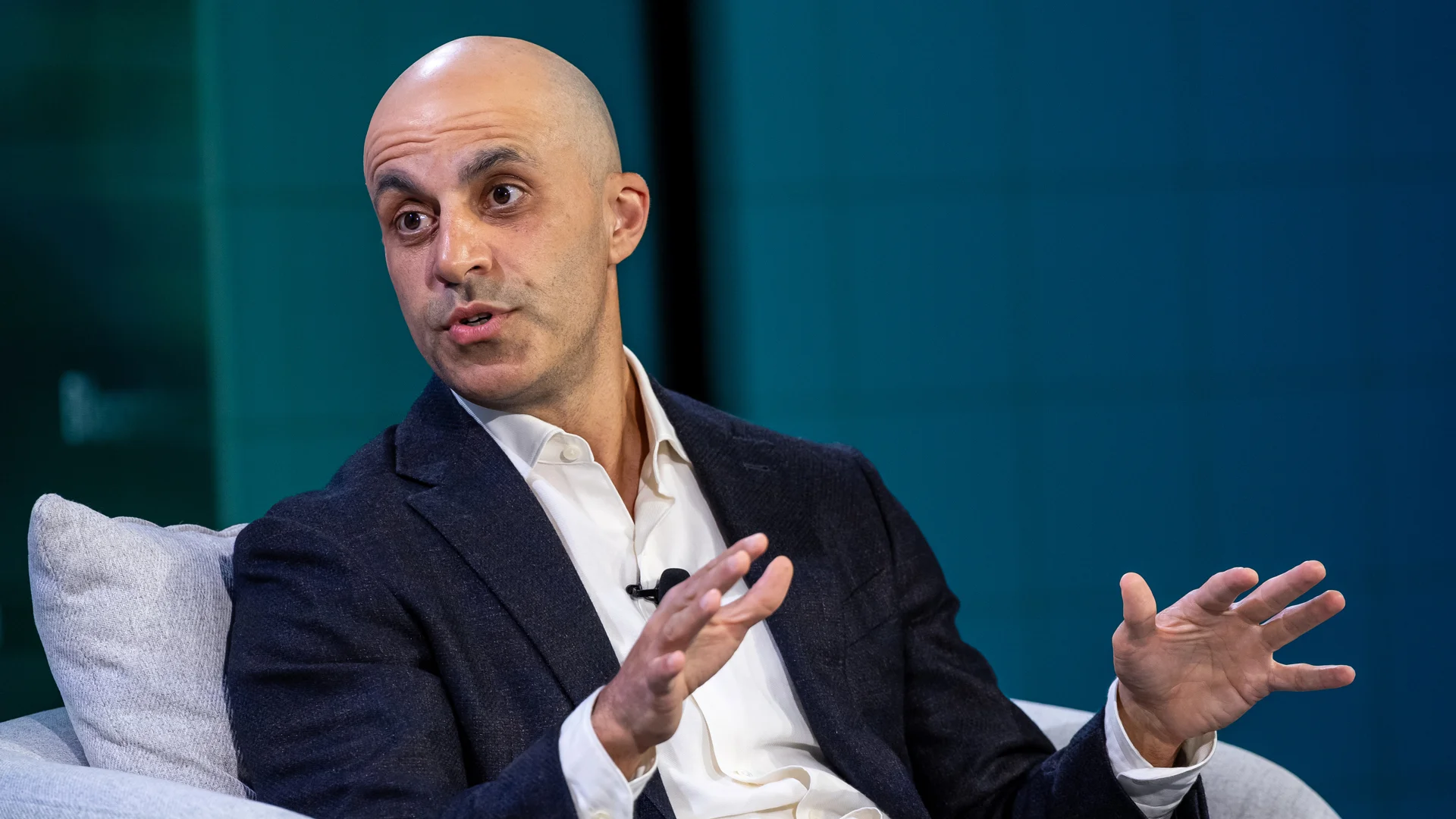 ‘A terrible year to go public’: Why this massive AI startup is ...