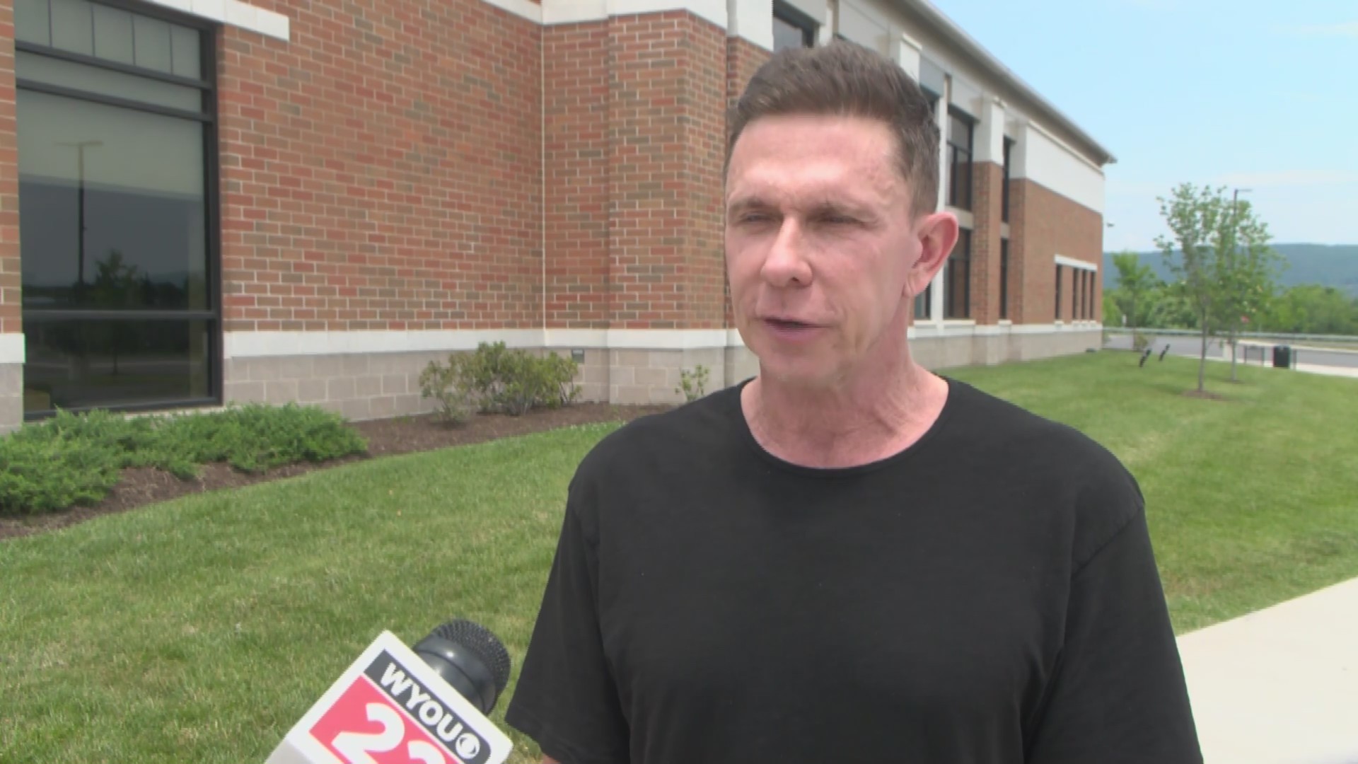 Basketball legend Bobby Sura returns to NEPA | 28/22 News