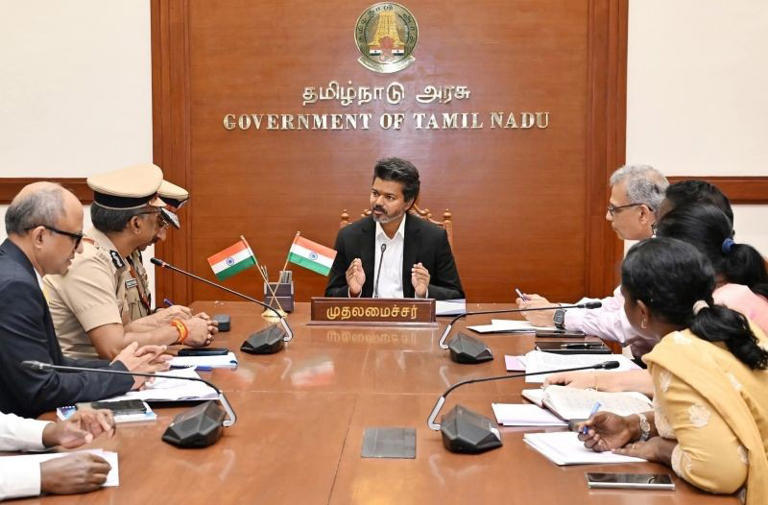 'Every rupee must reach treasury': Vijay targets liquor shop revenue ...