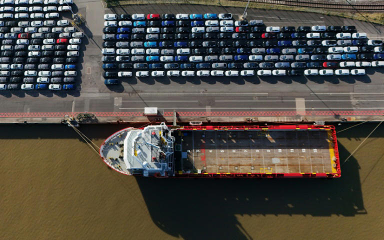 German carmakers weigh China, defence tie-ups for idle plants