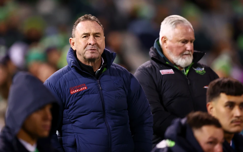 Frustrated Stuart keeps press conference brief after 26-0 loss