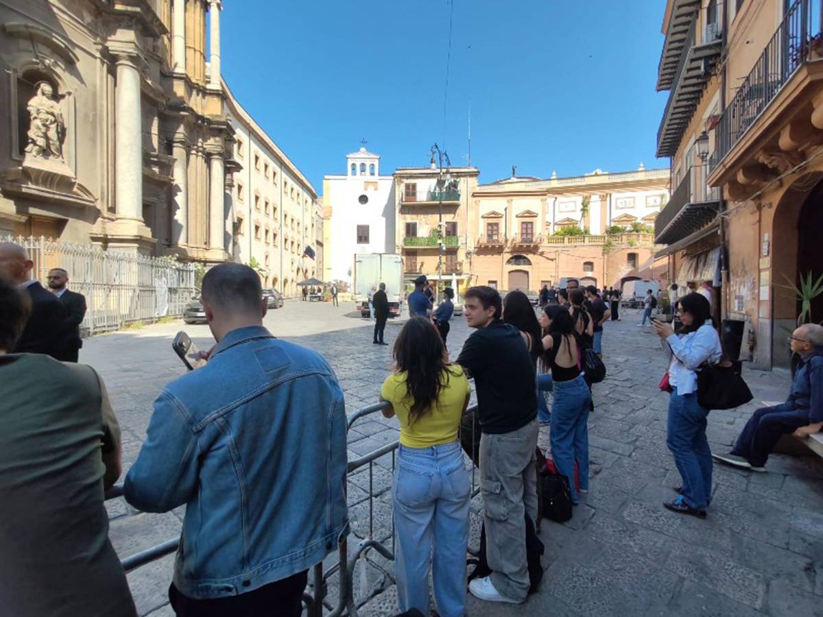 A Palermo la festa per Dua Lipa. E a suonare ci sono anche Elton John e ...