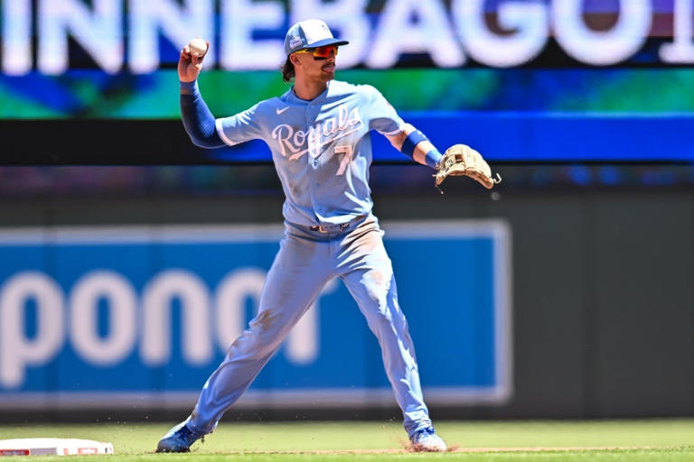 Bobby Witt Jr. helps Royals edge Twins