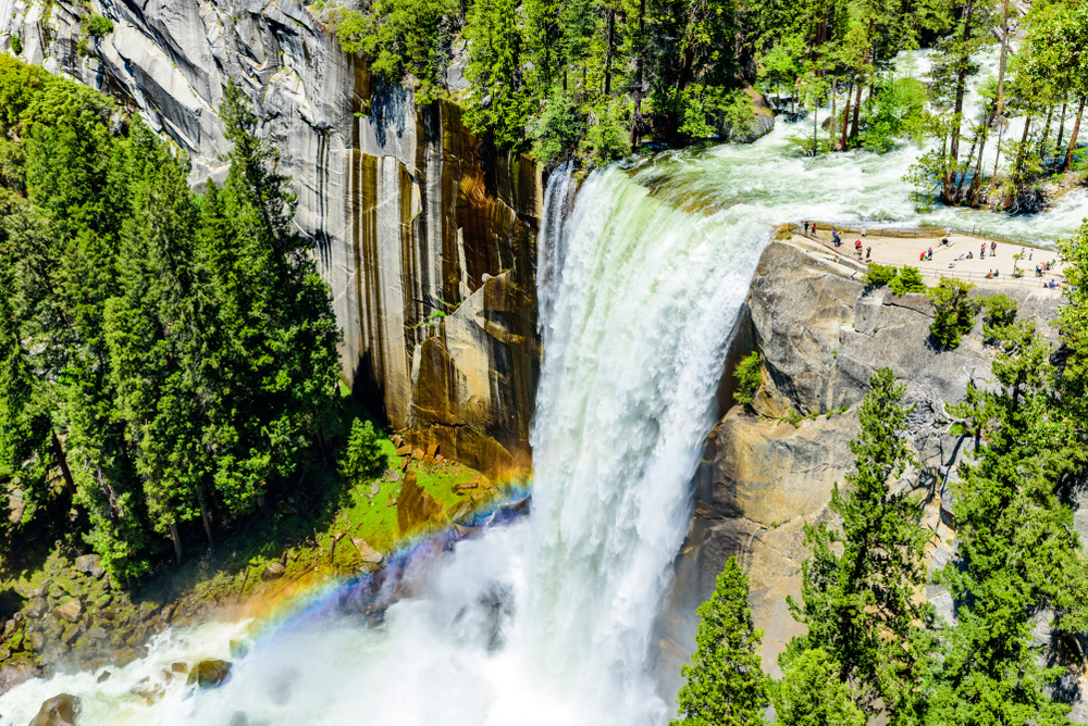 14 waterfall hikes that look their best in late spring