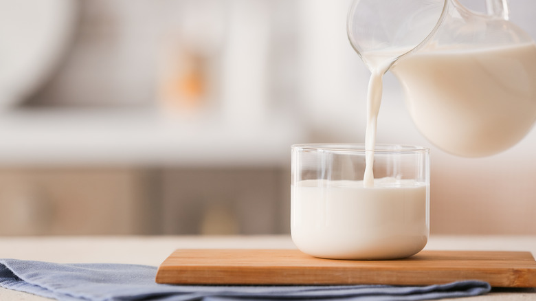 8 foods to eat and 8 to avoid when you have hypothyroidism