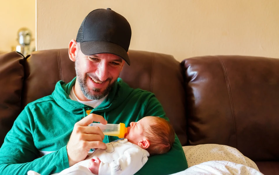Study links fatherhood to lasting brain and family impacts