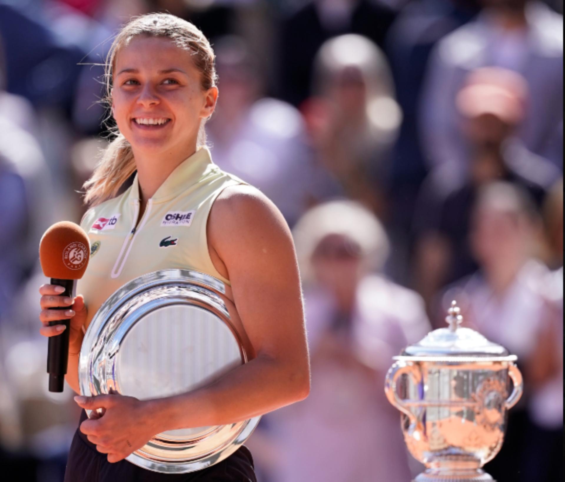 Lighthearted Maja Chwalinska blames Mirra Andreeva for French Open ...