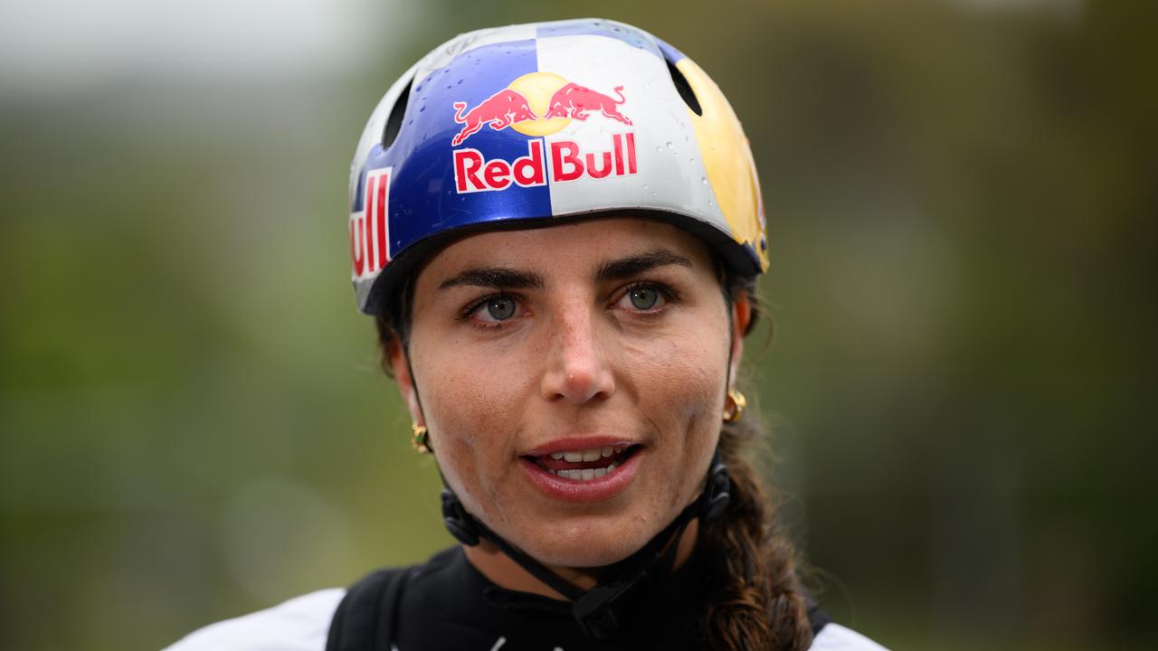 Double delight for canoeing's comeback GOAT Jess Fox