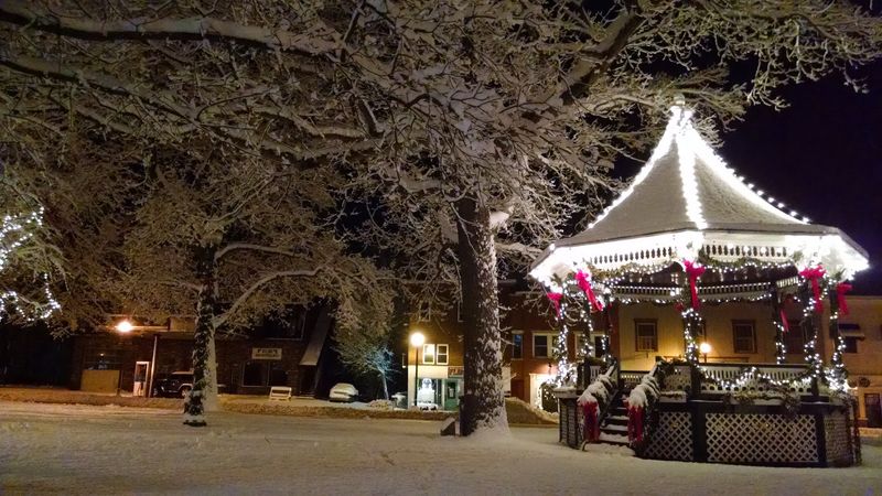 10 picture-perfect New Hampshire town commons guarding historic gazebos