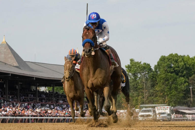 Kentucky Derby winner Golden Tempo wins the 158th running of the ...
