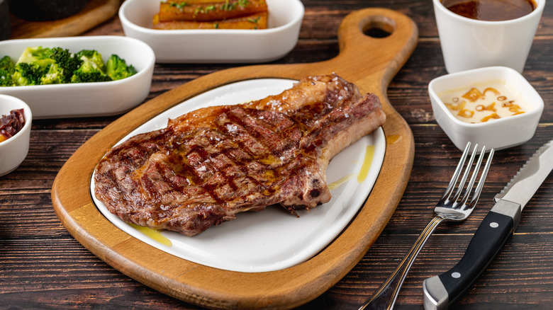 Texas Roadhouse vs LongHorn vs Outback Steakhouse: Which has the most ...