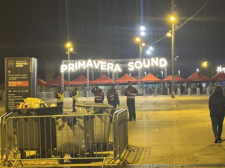 Primavera Sound recap day 3: PinkPantheress almost causes a stampede ...