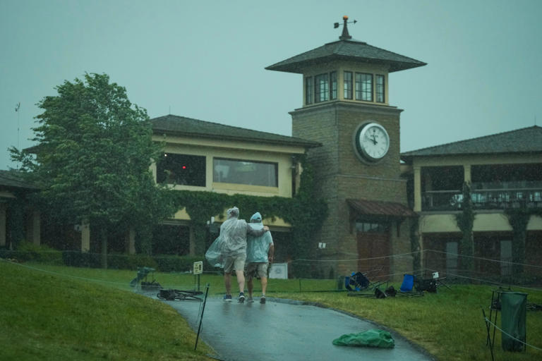 Memorial Tournament updates: 3rd round delayed due to weather, will ...