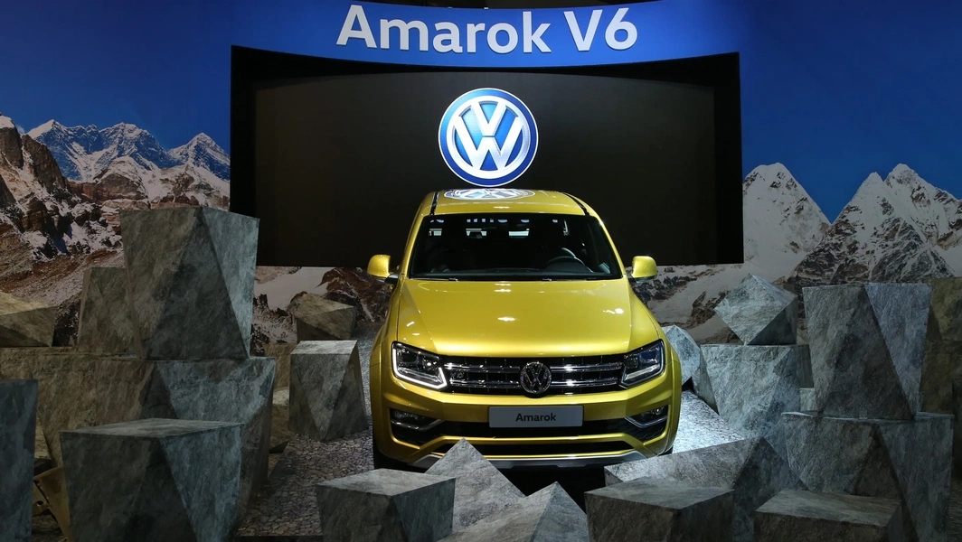 Volkswagen and Walkinshaw unveil on-road focused Amarok W600