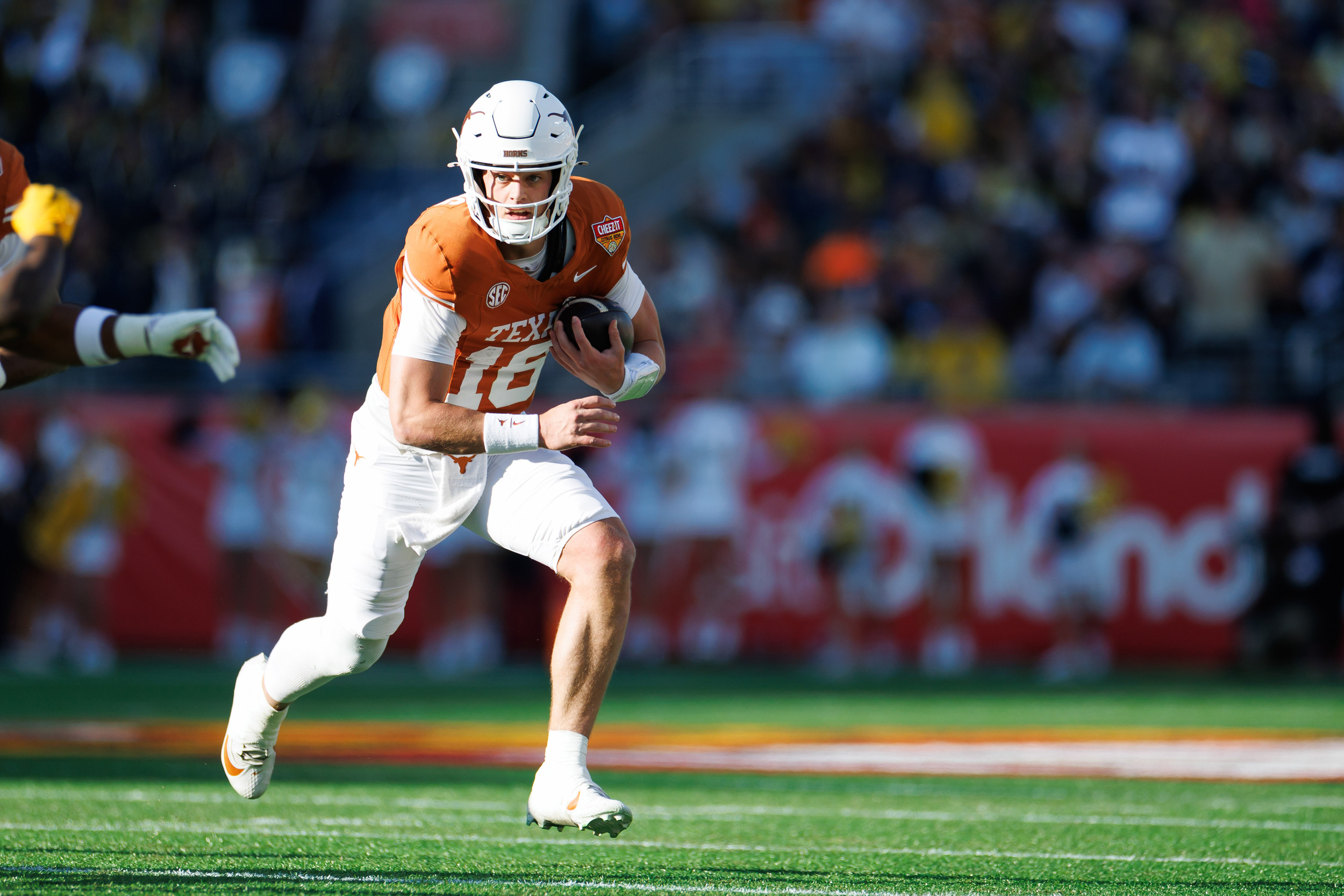 Steelers predicted to make enormous trade for star college quarterback ...