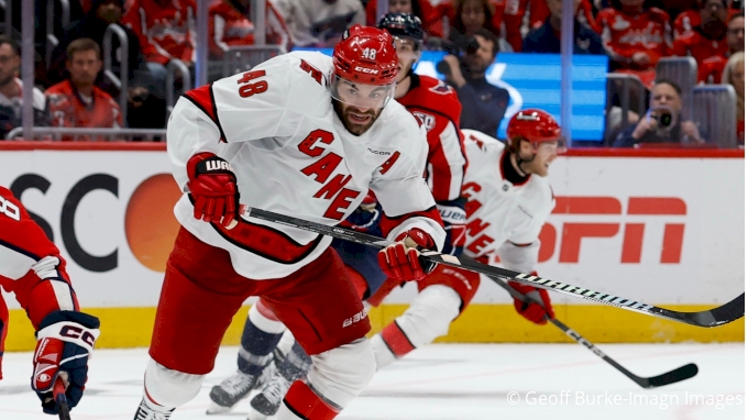Golden Knights stop Hurricanes' comeback, win game 3 of Stanley Cup Final