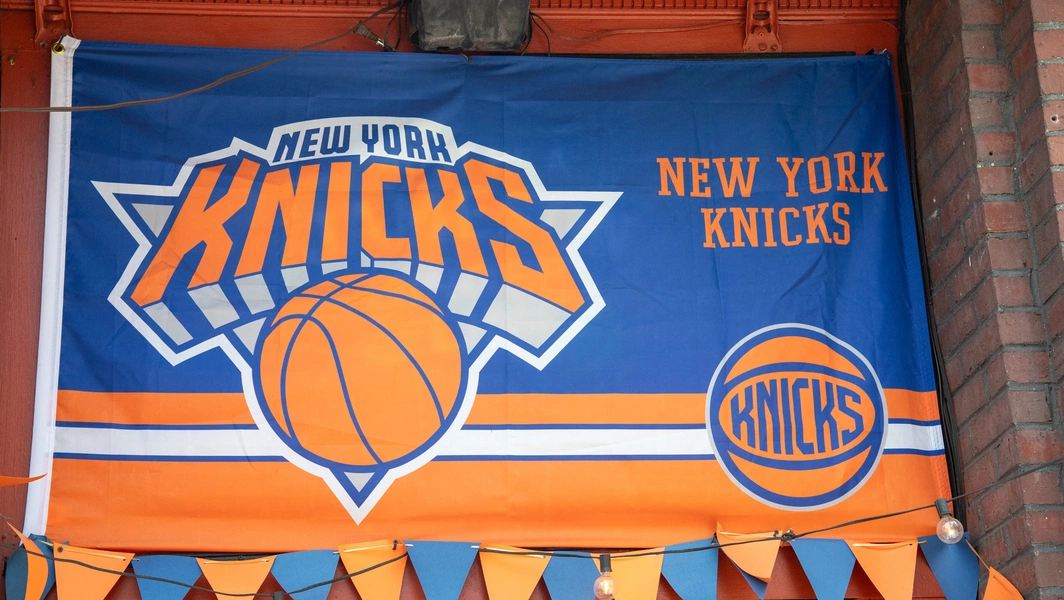 Knicks eye sweep as Spurs face historic Game 3 test