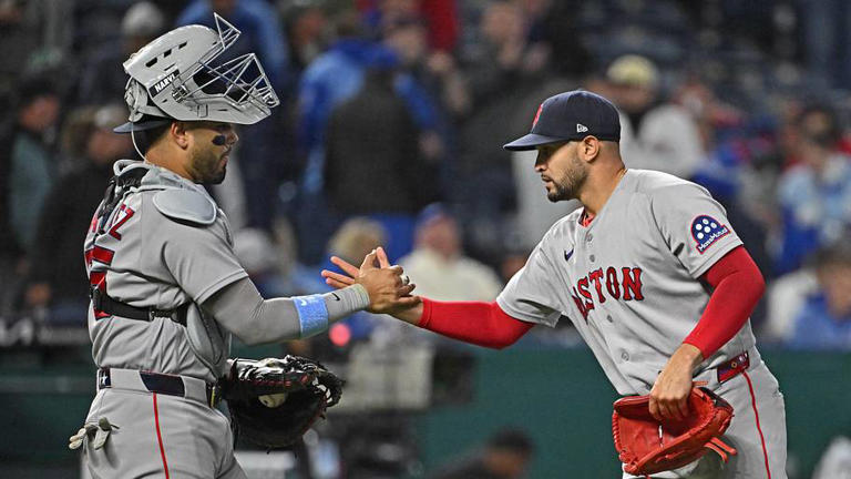 Red Sox lose another key arm, promote Alec Gamboa
