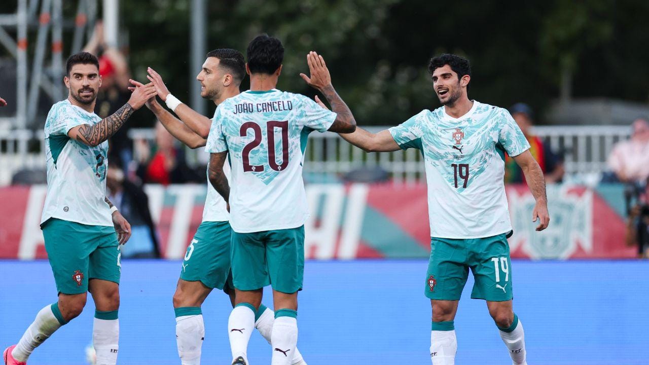 Gonçalo Guedes: «Expulsão de Leão? Não estamos habituados a jogar dez ...